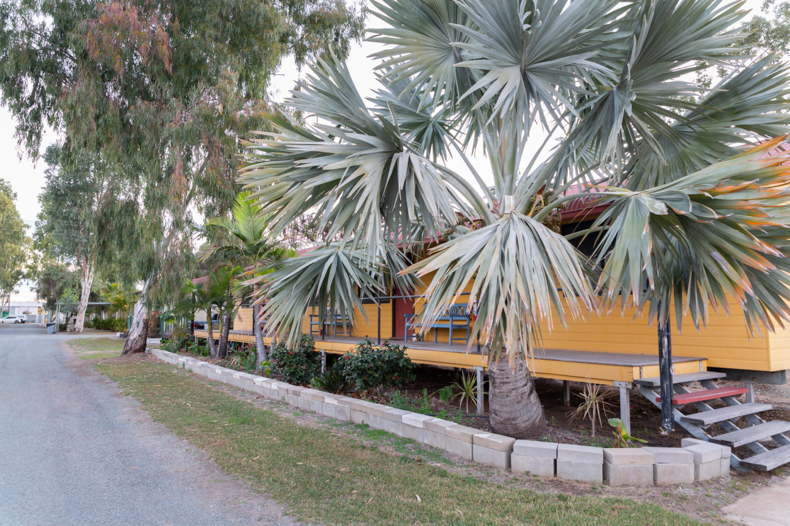 Moura Accommodation Village + Caravan Park | Queensland